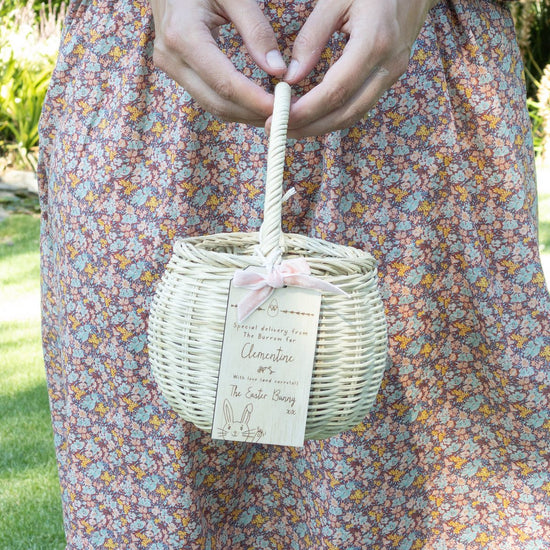 Easter Basket Special Delivery wooden tag – North Pole Post Co